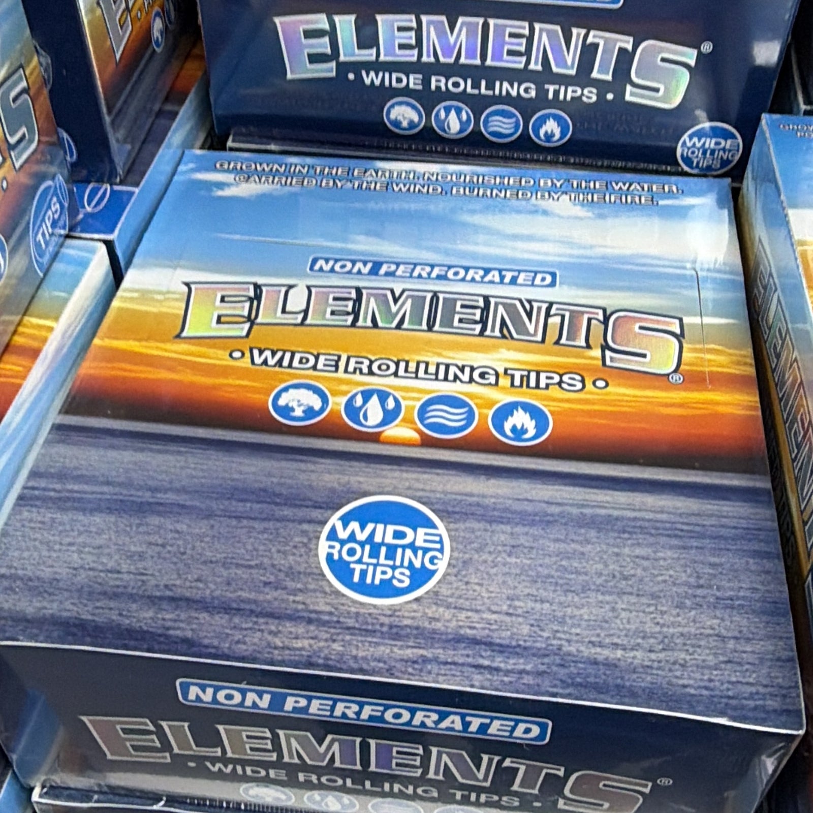 Elements Wide Paper Roach Filter Tips 50 pack – Smoking Supplier (UK)
